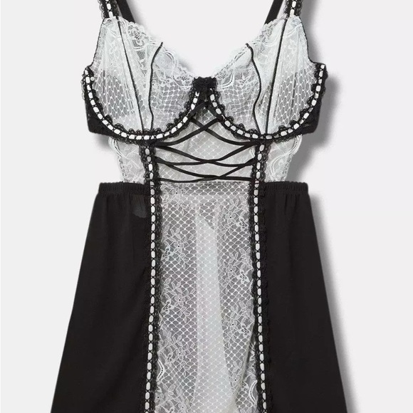 torrid | Intimates & Sleepwear | Torrid Black And White Retro Bombshell ...